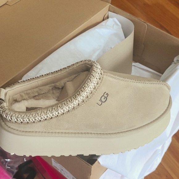 UGG | Shoes | Ugg Tazz Platform Mustard Seed | Poshmark